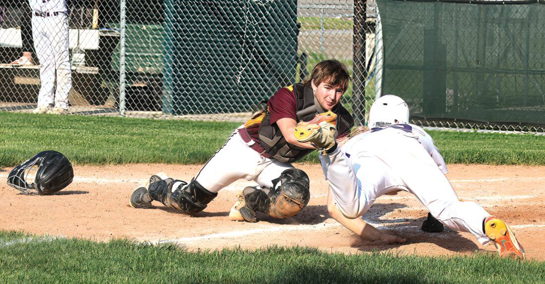 Bucs win playoff opener over Eagles | News, Sports, Jobs - Faribault ...